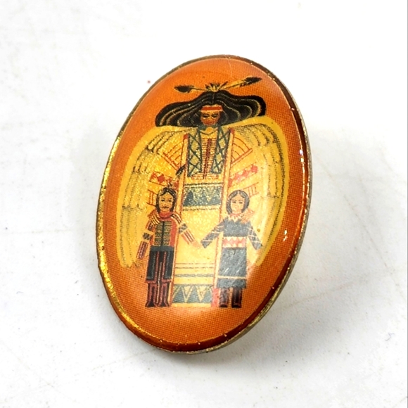Vintage | Jewelry | 8s Native American Mom Children Lapel Pin Oval Gold ...